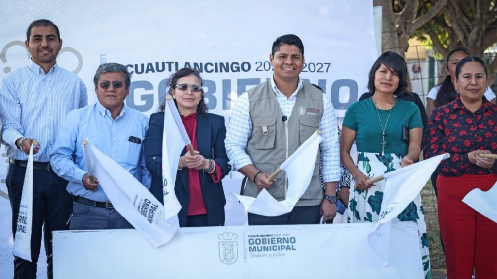 Omar Muñoz inicia dignificación de parque en UH de Galaxias Almecatla » Oronoticias